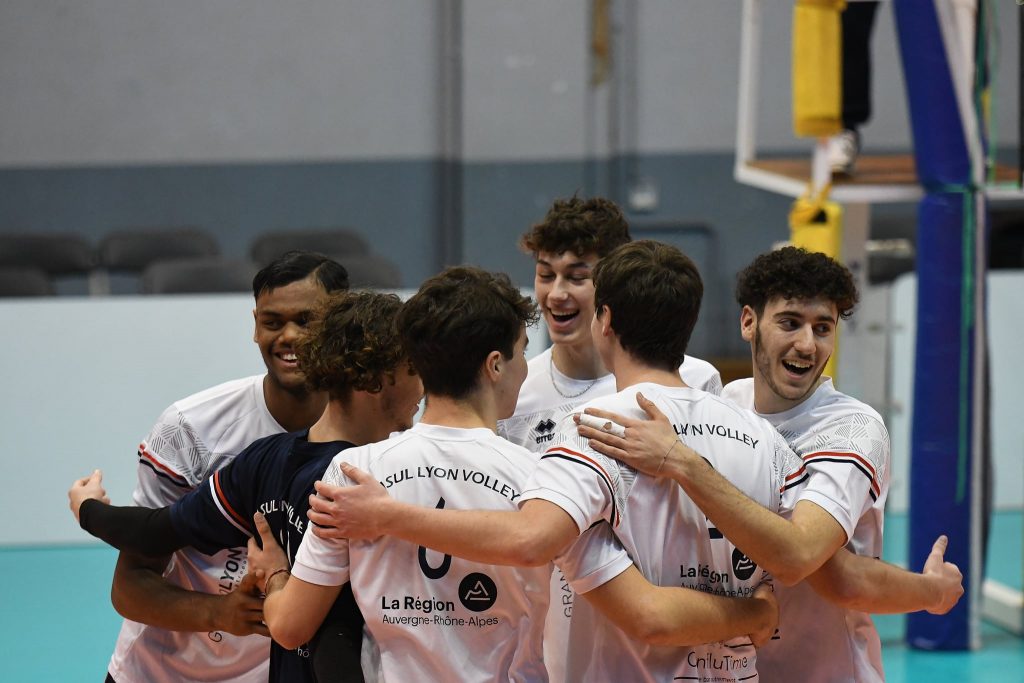 L’Asuliste Adrien ROURE, finaliste de l’Euro U18 ! - ASUL LYON VOLLEY